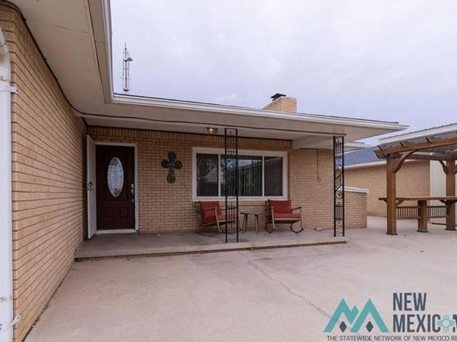 1927 Standpipe Rd, Carlsbad, NM 88220
