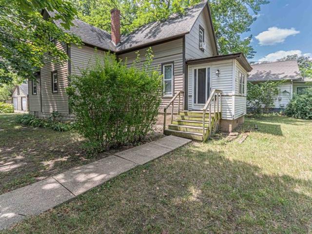 1927 15th Ave, Rockford, IL 61104