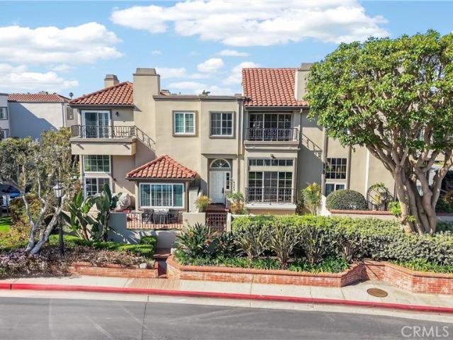 19282 Torreypines Cir, Huntington Beach, CA 92648 | MLS #PW26049