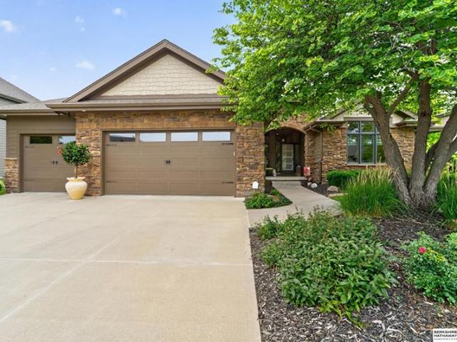 19288 Poppleton Ave, Omaha, NE 68130