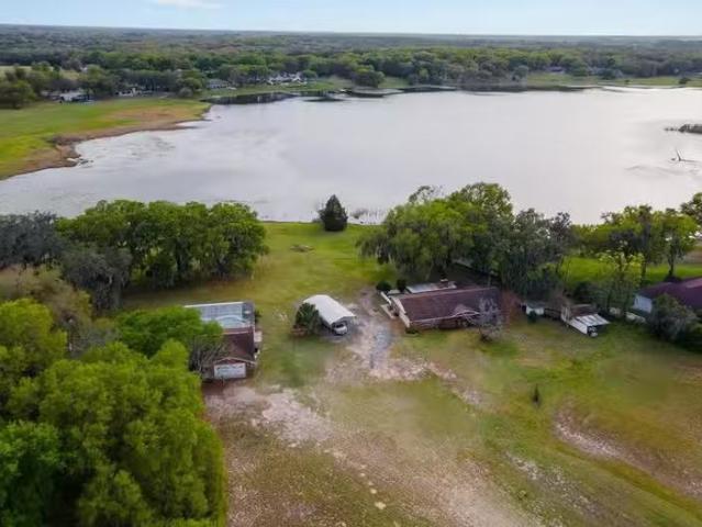 1928 Myrtle Lake Ave, Fruitland Park, FL 34731 MLS G5079095