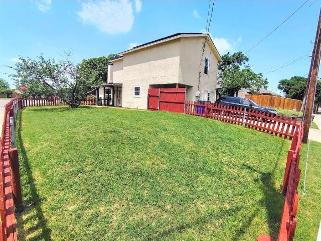 1928 Etain Road
