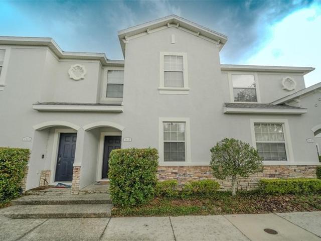 1928 Greenwood Valley Dr, Plant City, FL 33563