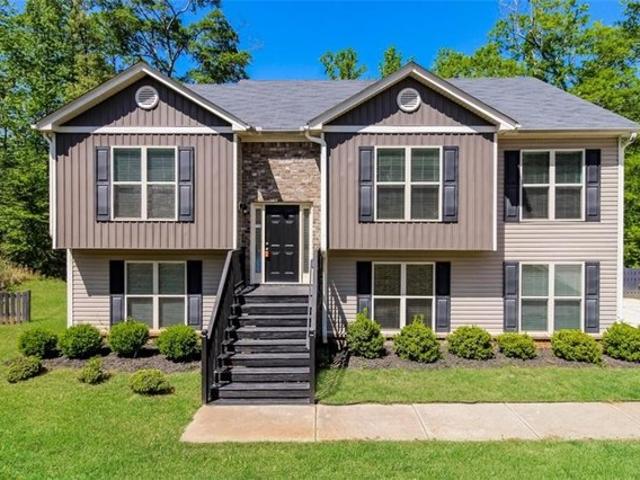 1928 Paynes Pt, Winder, GA 30680