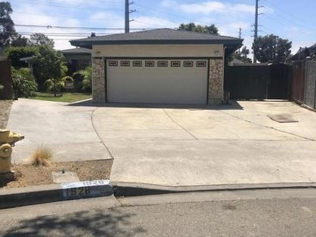 1928 San Benito St, Oxnard, CA 93033