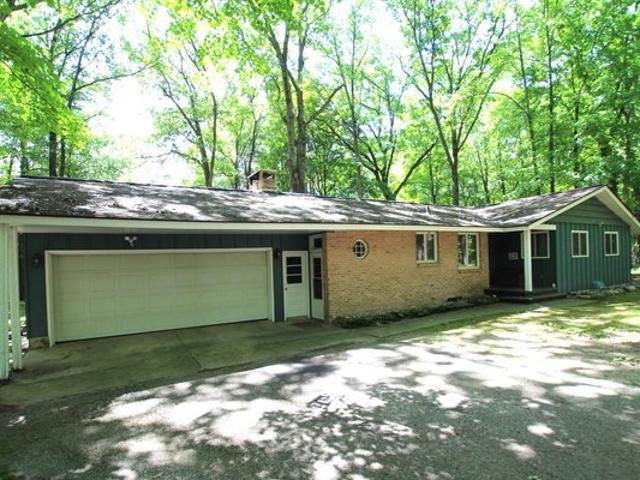 19291 Ottawa Ln, Big Rapids, MI 49307