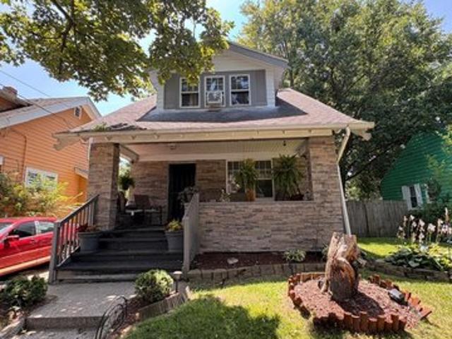 1929 Barrows St, Toledo, OH 43613