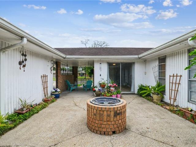 1929 Carol Sue Avenue