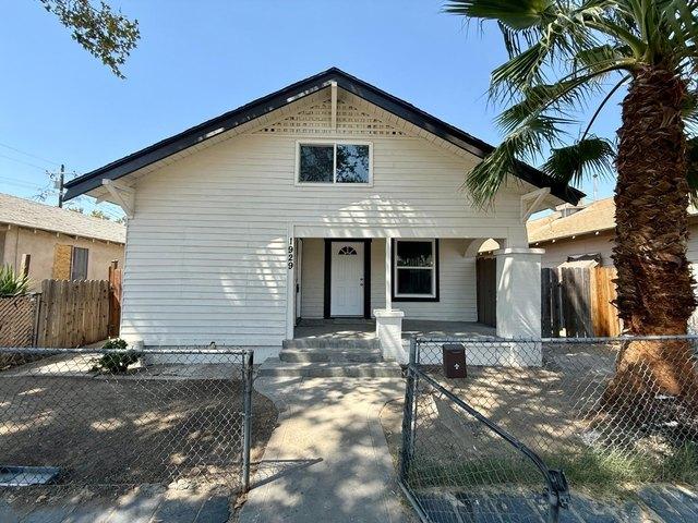 1929 E Grant Ave, Fresno, CA 93701