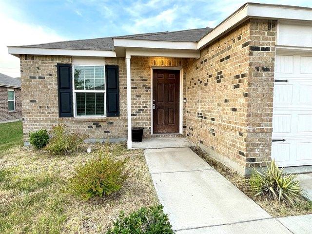 1929 Elderberry St, Royse City, TX 75189