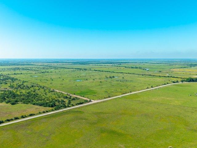 1929 FM 2761, Cat Spring, TX 78933