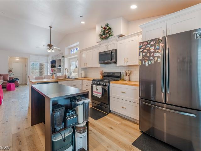 1929 Grand Prairie Ave, North Las Vegas, NV 89032 | MLS #2755