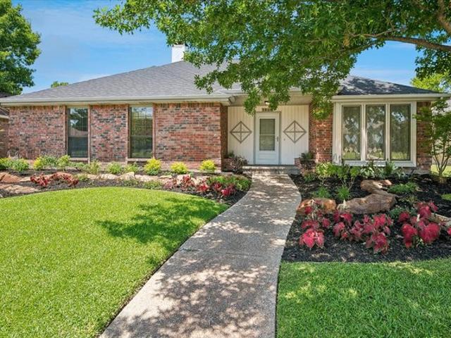 1929 Lavaca Trl, Carrollton, TX 75010