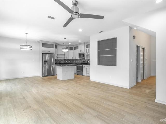 1929 Sunset Drive