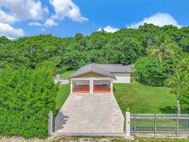 19200 SW 216th St, Miami, FL 33170