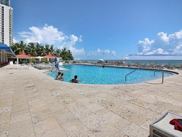 19201 Collins Ave #129, Sunny Isles Beach, FL 33160