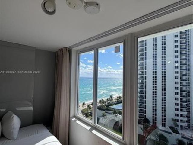 19201 Collins Ave Unit 1004, Sunny Isles Beach, FL 33160