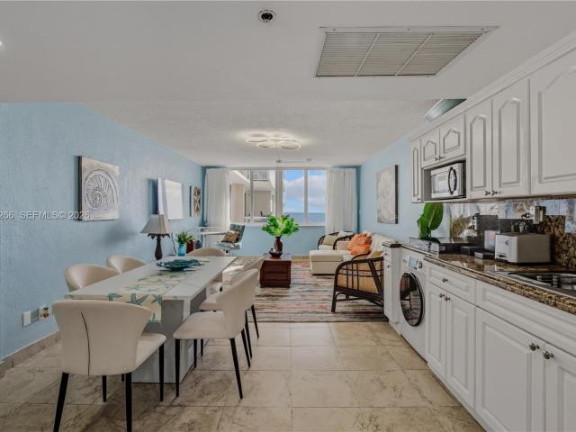 19201 Collins Ave Unit 349, Sunny Isles Beach, US, FL