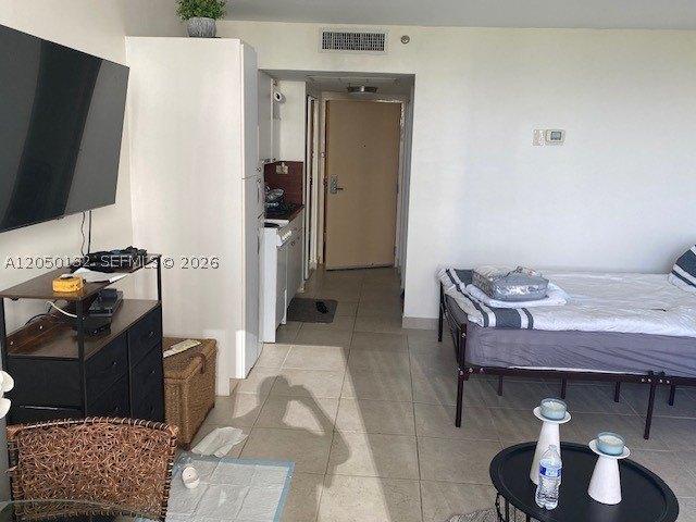 19201 E Collins Ave Unit 442, Sunny Isles Beach, FL 33160