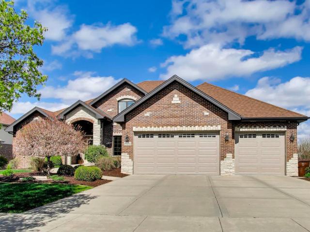 19201 Loveland Ct, Mokena, IL 60448 | MLS #12622 | Compass