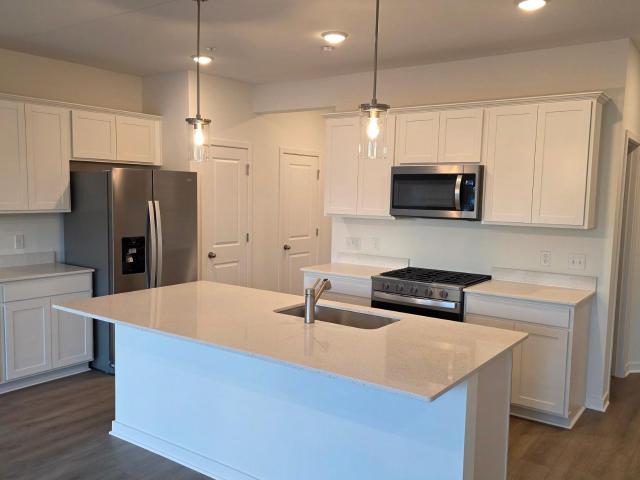19204 Goldenrod Trail