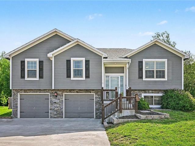 19205 Switchgrass Dr, Smithville, MO 64089 | MLS #2617 | Compass