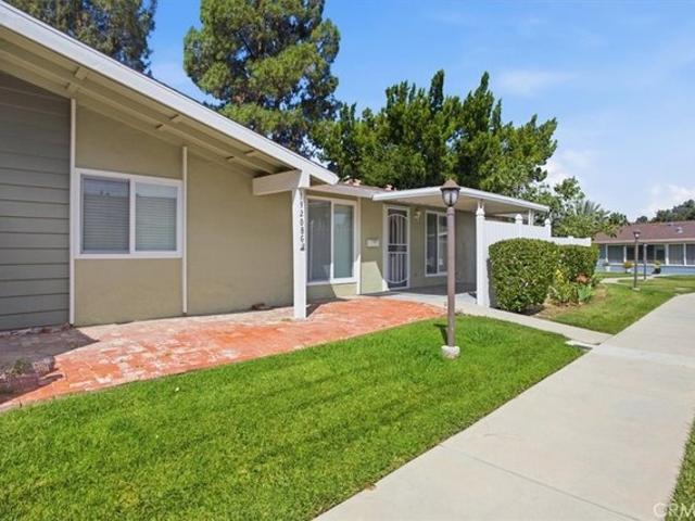 19208 Avenue of the Oaks Unit G, Newhall, CA 91321