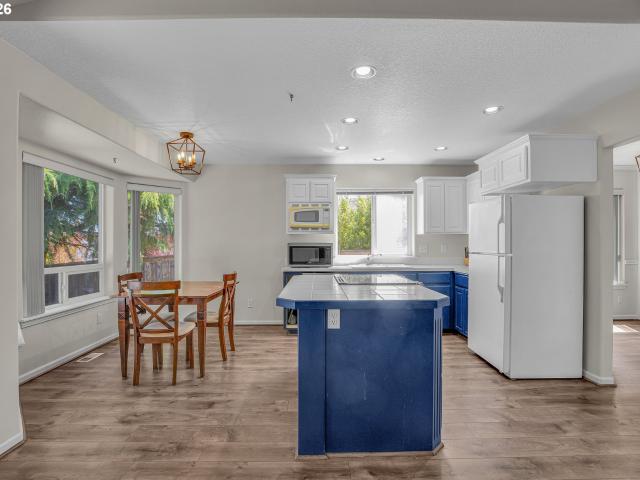 19208 cokeron dr