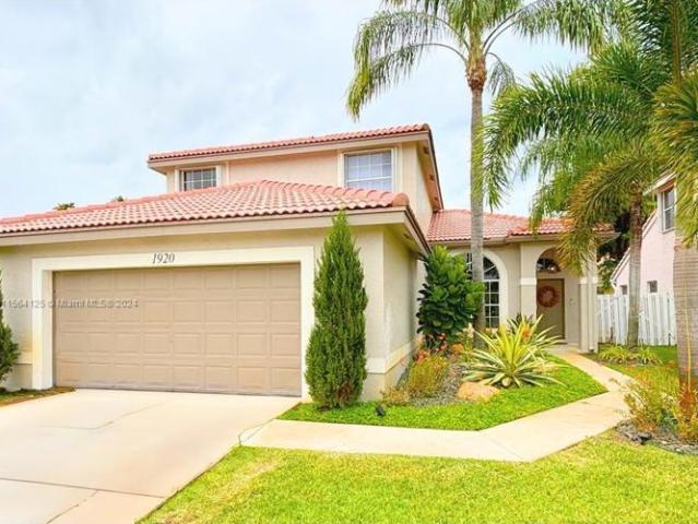 1920 NW 182nd Terrace, Pembroke Pines, FL 33029