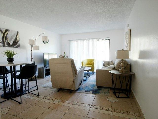 1920 N Congress Ave Apt 105, West Palm Beach, FL 33401