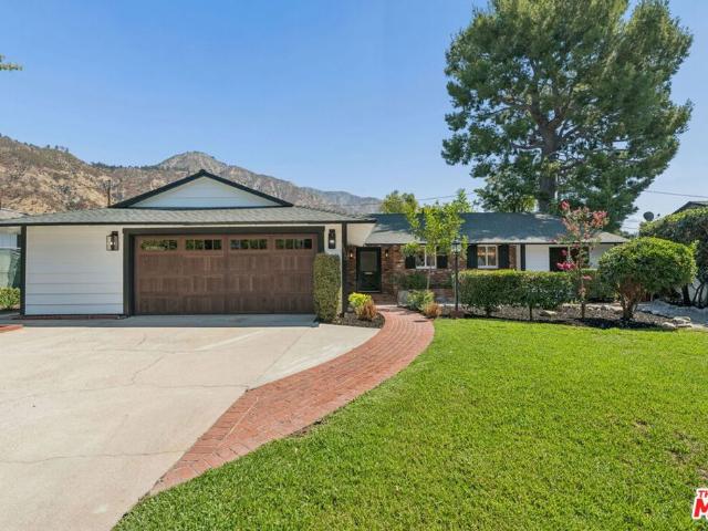 1920 N Altadena Drive