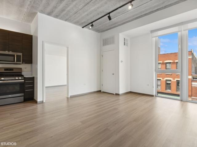 1920 N Milwaukee Avenue # 301