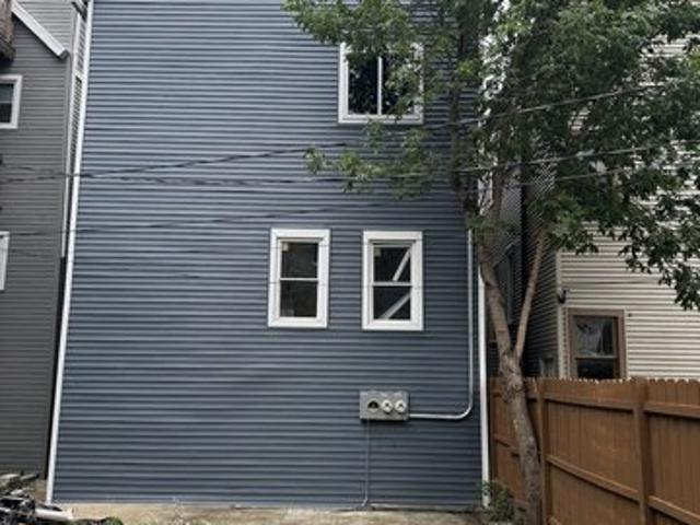 1920 N Rockwell St, Chicago, IL 60647