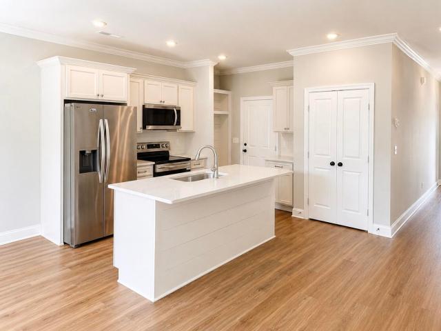 1920 Clearview Drive