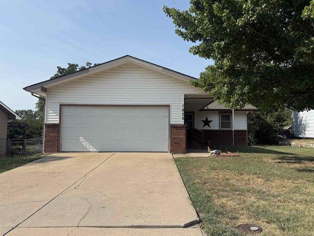 1920 E Fairchild St, Park City, KS 67219