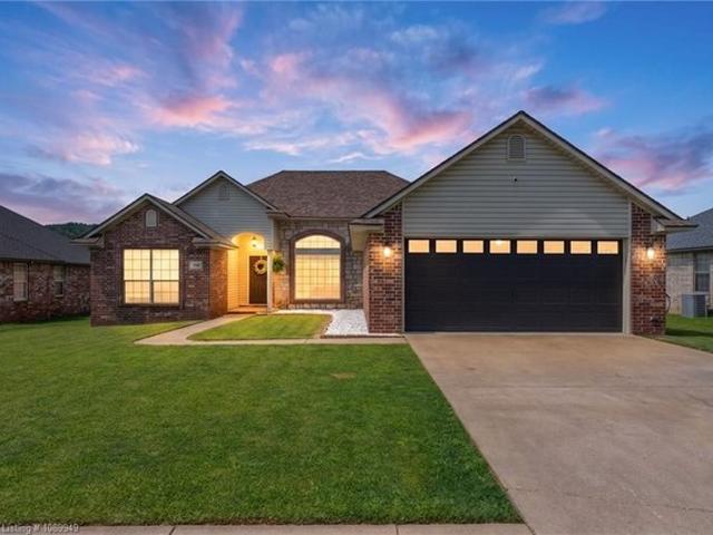 1920 Plum Creek Ln, Alma, AR 72921