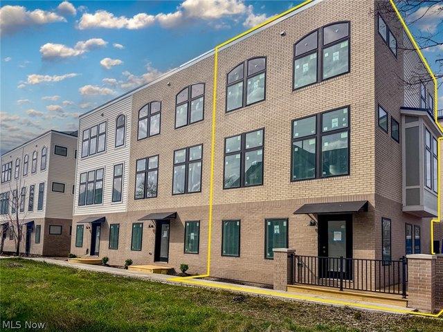 1920 W 47th St, Cleveland, OH 44102