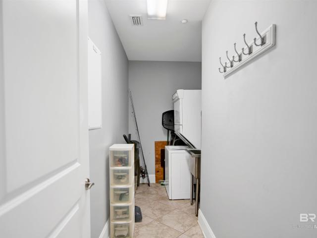 1920 W Beach Boulevard 702