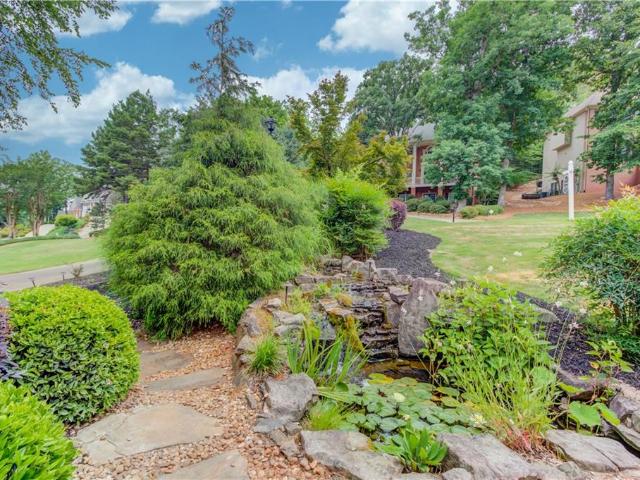 1920 Woods River Lane