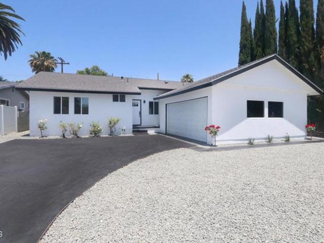 19211 Community St, Northridge, CA 91324