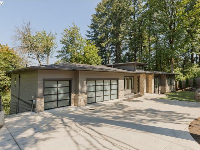 1921 mapleleaf ct
