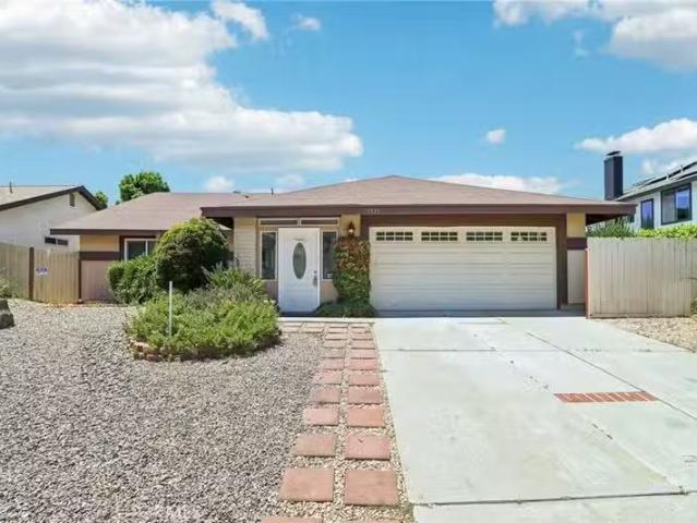 1921 Comanche Street, Oceanside, CA 92056 653369145