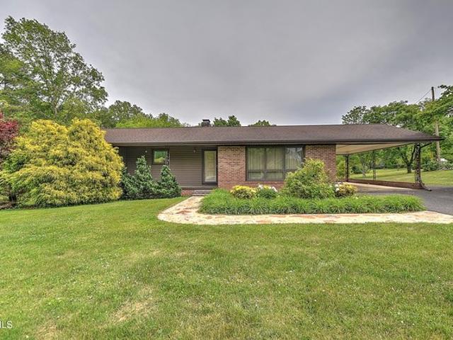 1921 Edens Ridge Rd, Kingsport, TN 37664