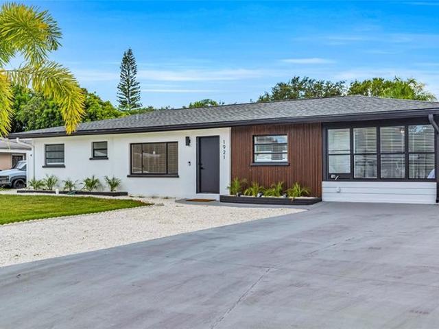 1921 Fern Ave, Sarasota, FL 34235