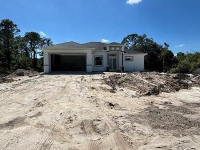 1921 Hamilton Ave, Lehigh Acres, FL 33972