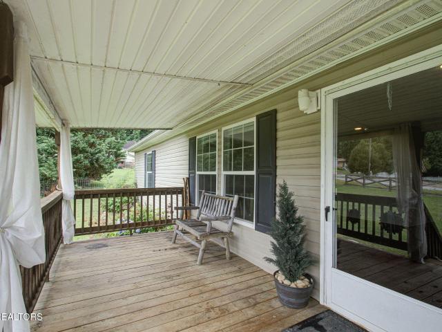 1921 Jerry Lynn Way