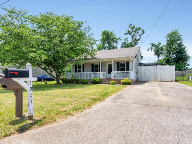 1921 Timberline Cir