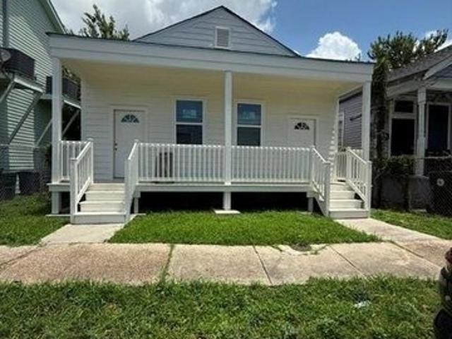 1921 Toledano St, New Orleans, LA 70115