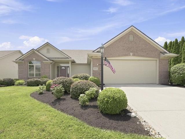 1921 Trotter Ct, Fort Wayne, IN 46815
