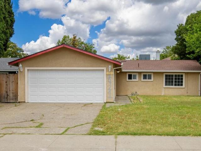 1921 Valmora Dr, Stockton, CA 95210